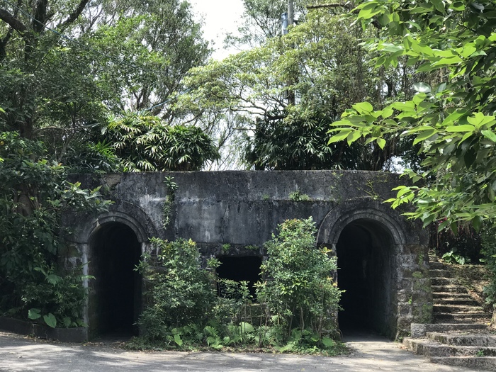 [離線地圖教學][砲台巡禮1]「獅球嶺砲台（台版吳哥窟）」與「劉銘傳隧道」的相遇|基隆市景點|104高年級